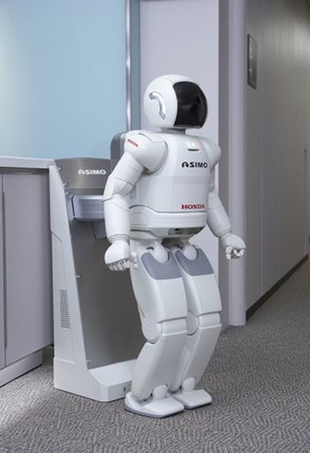 Unique: Asimo by Honda Japan